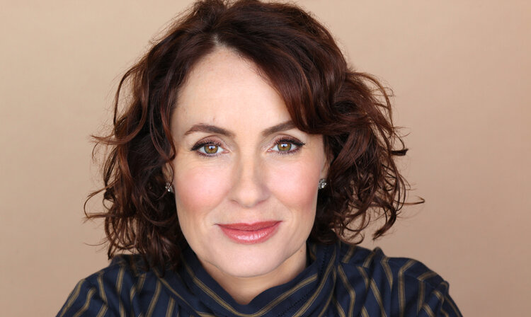 The Incredible Power of Feeling Your Feelings | Susan David